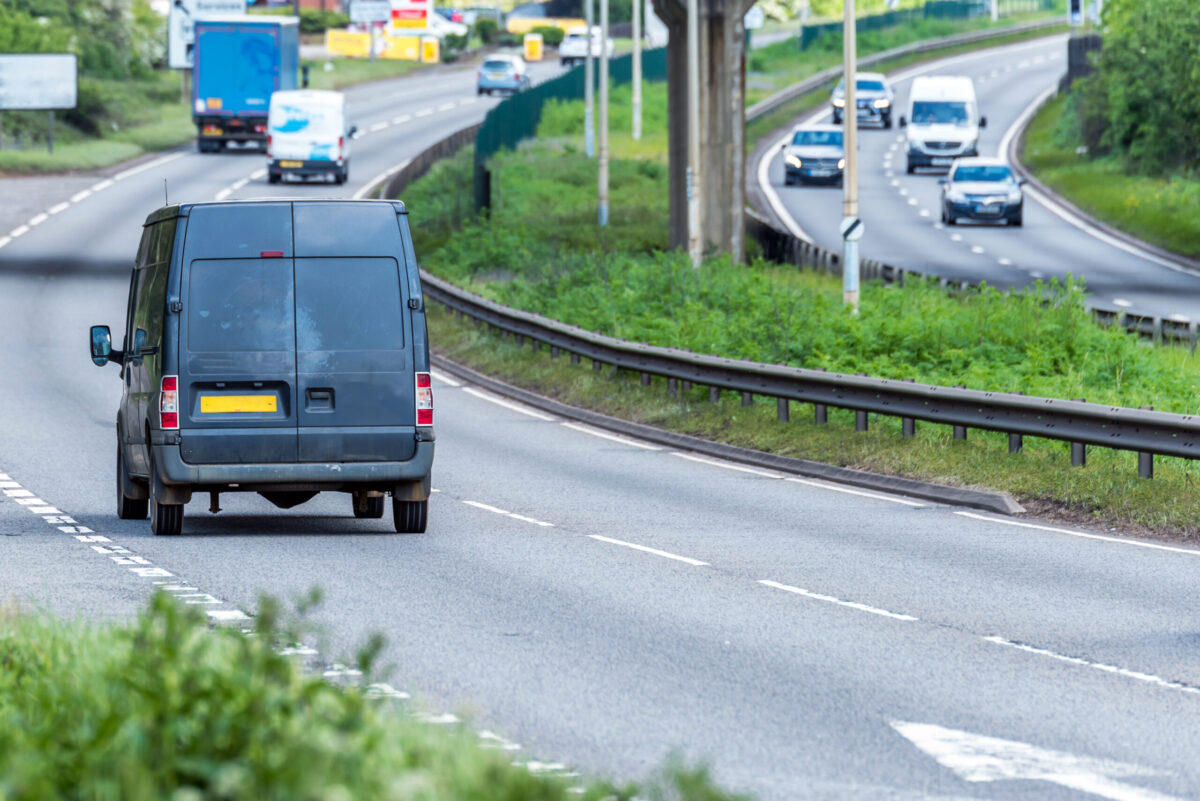 Majority of van drivers say they are unfairly treated on UK roads ...