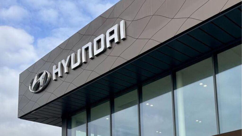 Cannon, Marshall and Richmond win at Hyundai Retailer Awards - Motor ...