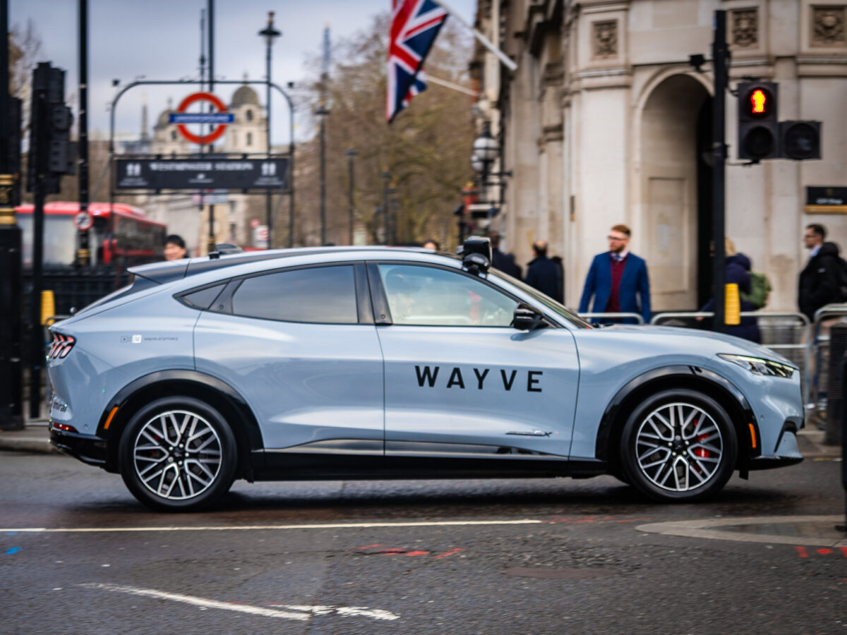 Wayve autonomous rides to be offered to Uber customers - Motor Trade News