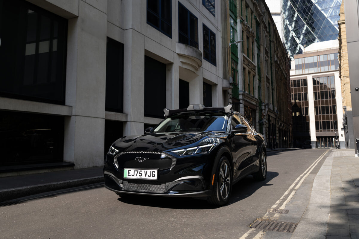Wayve, Stellantis, Uber to develop and deploy robotaxis globally ...