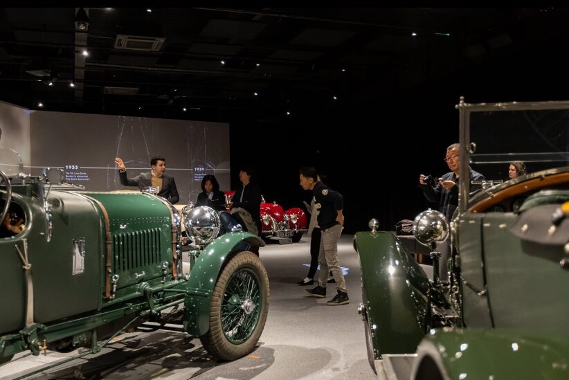 Bentley Motors welcomes public to Crewe experience centre - Motor Trade ...