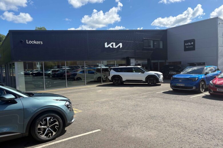 Lookers opens Kia car and PBV dealership in Gateshead - Motor Trade News
